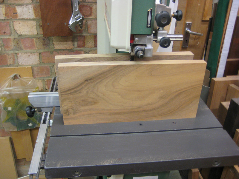 Roubo Bookstand | UK Workshop